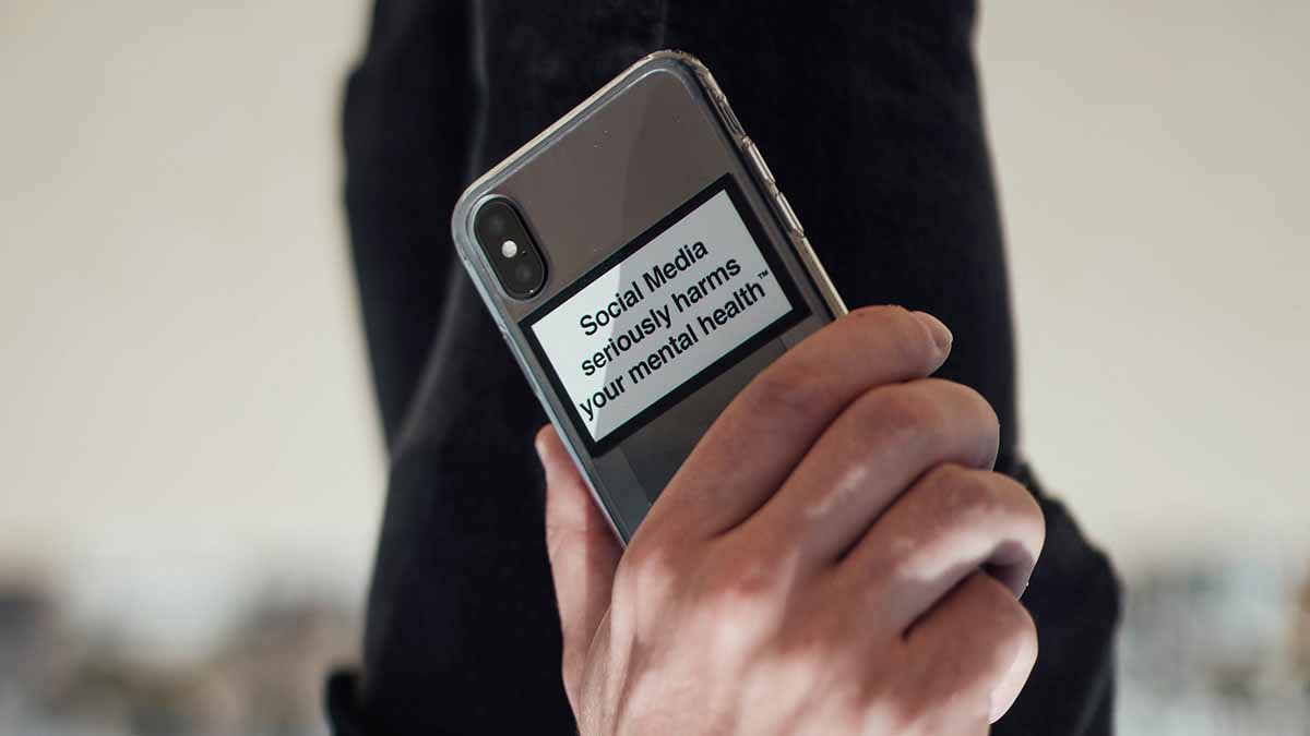 5 ways to stop smartphone addiction for students