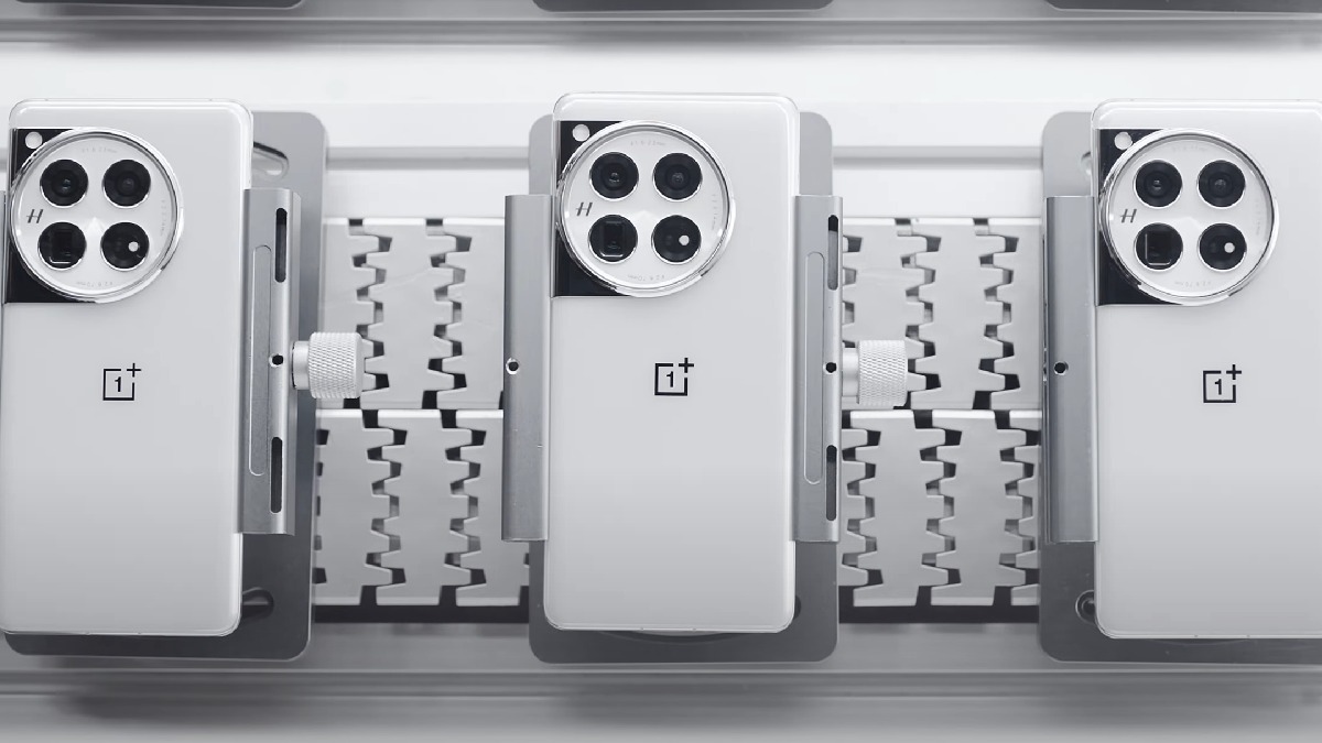 OnePlus 12 Glacier White announced: See design