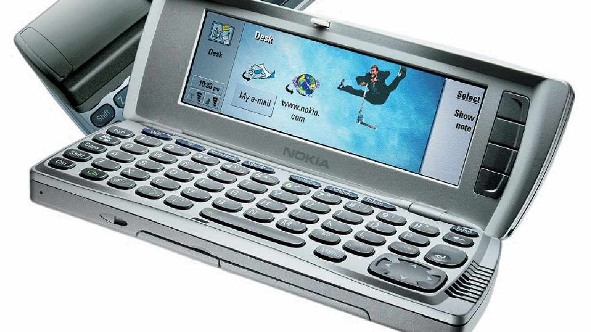 10 most iconic phones for 90's kids