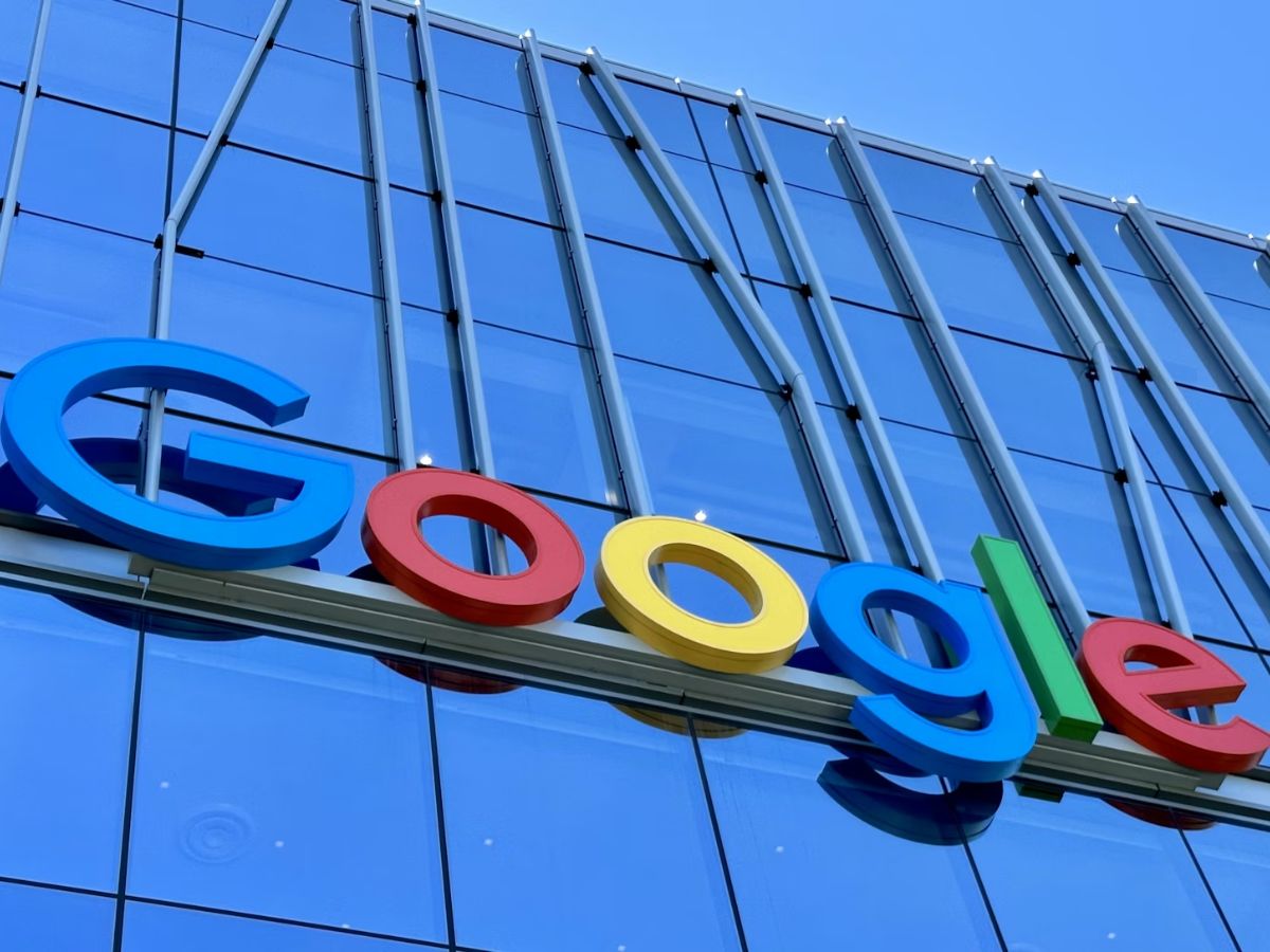 Google apologises after racist slur appears in BAFTA news push ...